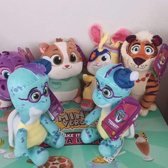 Spin Master | Toys | Vida The Vet Cartoon Plush Set Of 6 Stuffed ...